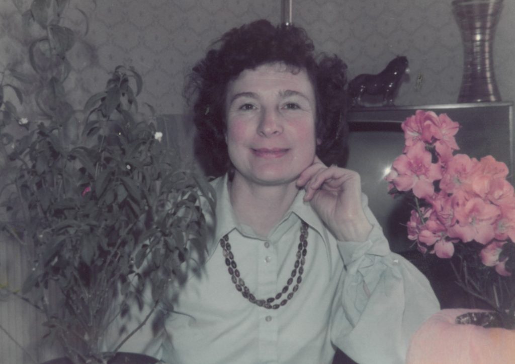 ELIZABETH RUIZ | M G Evans & Sons